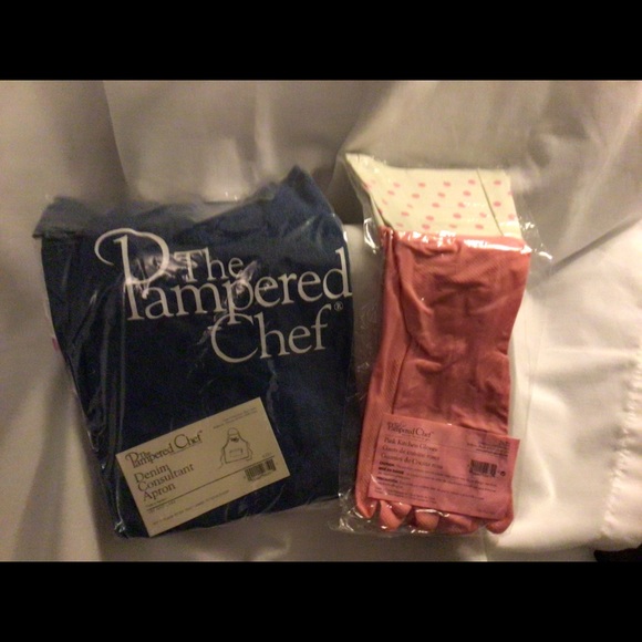 Pampered Chef | Kitchen | Denim Apronkitchen Gloves | Poshmark